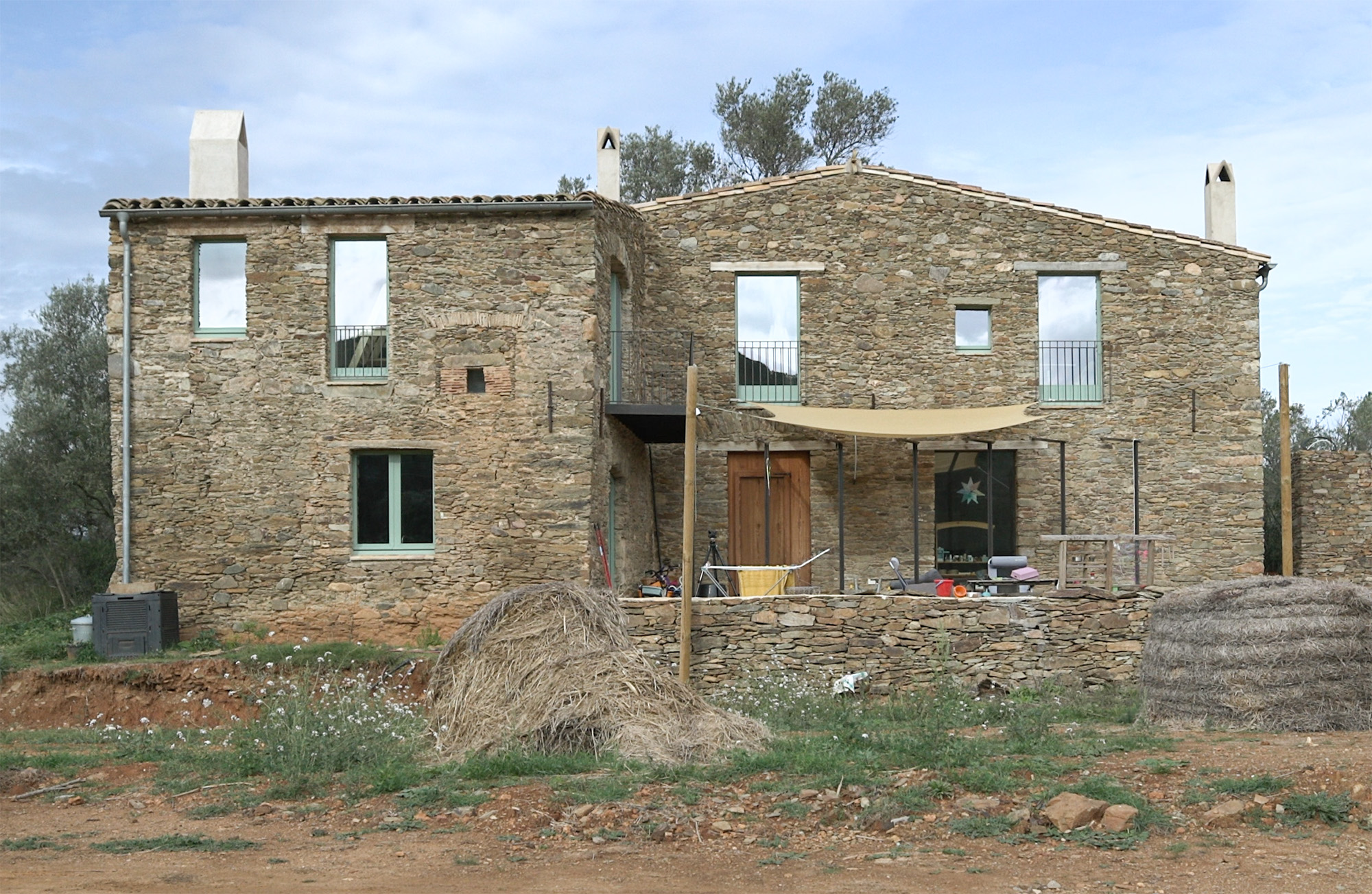 Thermal inertia: calculation and behaviour in buildings